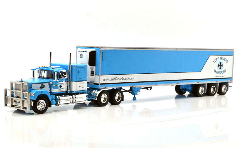 DAZE COLLECTIBLES / MACK SUPERLINER W/TRI-AXLE TRAILER"TUFF TRUCKS TR"